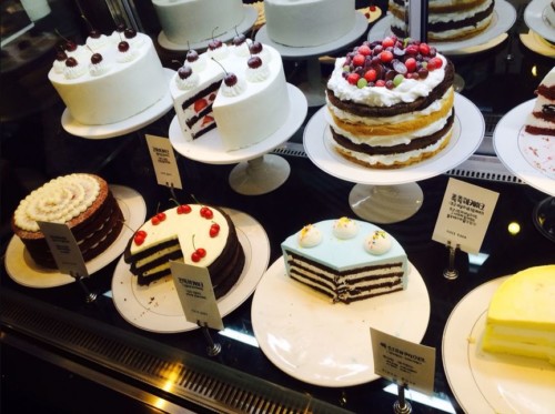 Showcase Cake Hot & Cool Untuk Bisnis Kafe : DS-950ARA - Mesin Raya